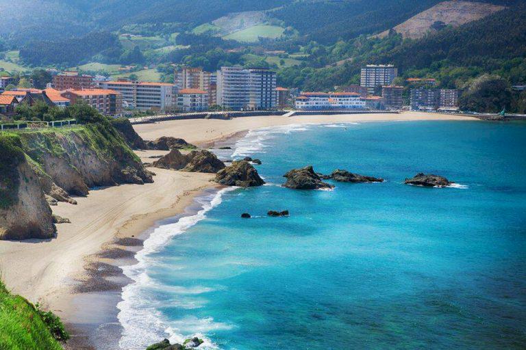 13 baskiska hemligheter – bergståg, raviner och pittoreska byar - Vagabond