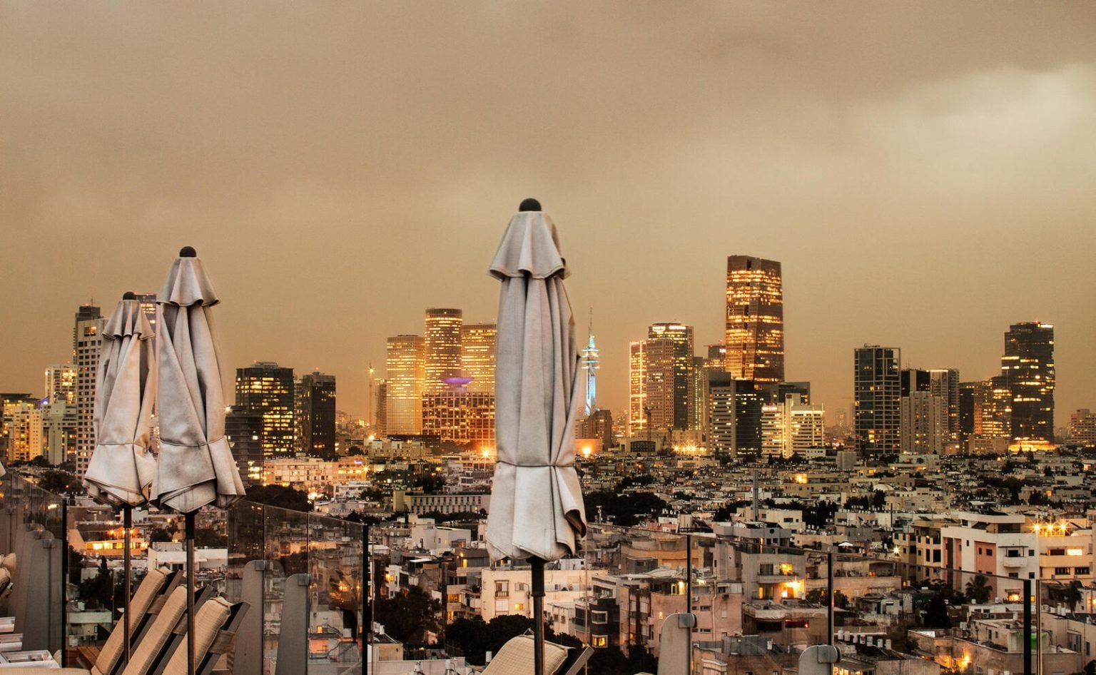 Tel Aviv – stranden som blev stad - Vagabond