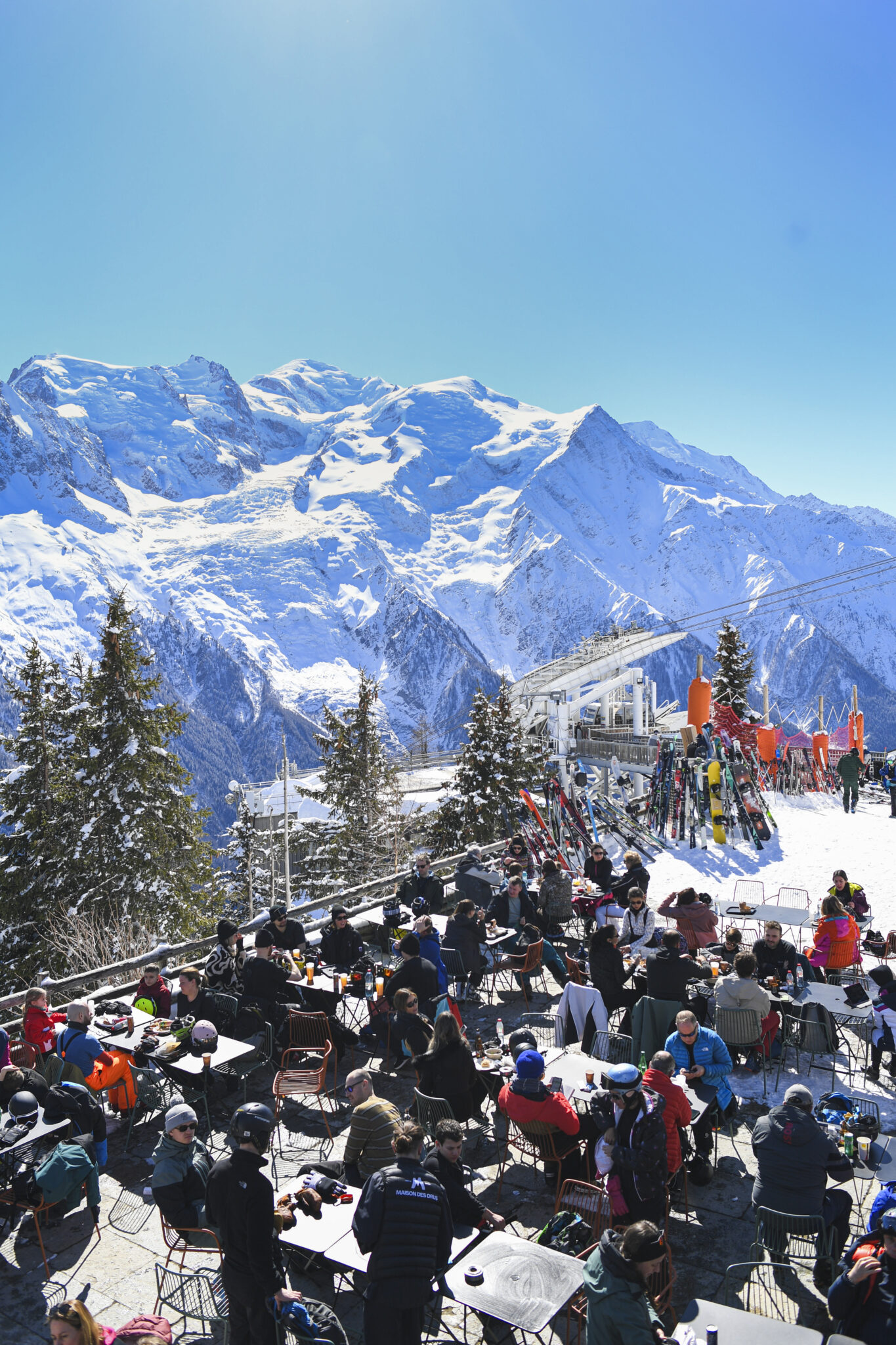 Chamonix: Stor guide till skidklassikern i franska alperna - Vagabond